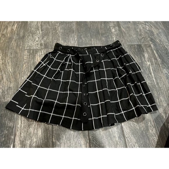 Hot Topic | Skirts | Nwt Hot Topic Checkered Skirt | Poshmark